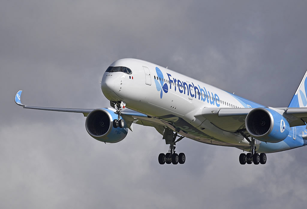 Airbus A350 XWB Spotter's Guide, A350-900, A350-1000, A350F, Tips for ...