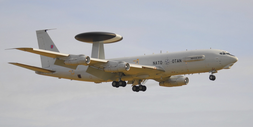 Boeing 707 Spotting Guide, Tips for Airplane Spotters, Background ...