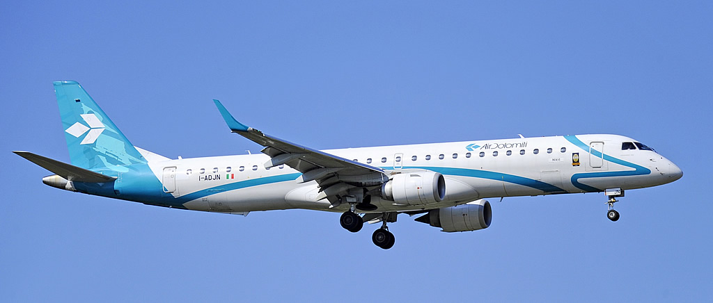 Embraer E-Jet & E-jet E2 Airliner Spotting Guide, E-Jet Models, E-Jet ...